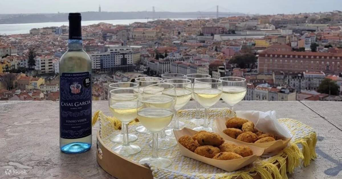 Alfama & Graca tuk-tuk food tour in Lisbon - Klook Canada